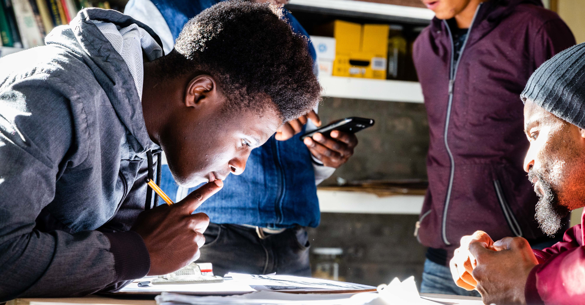 The CSR Report Checklist Every Company Needs - Learn - GlobalGiving