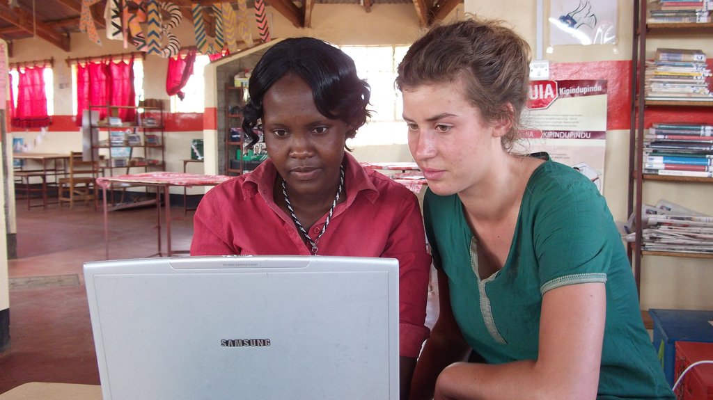 Equip a rural Kenyan library with a computer lab - GlobalGiving