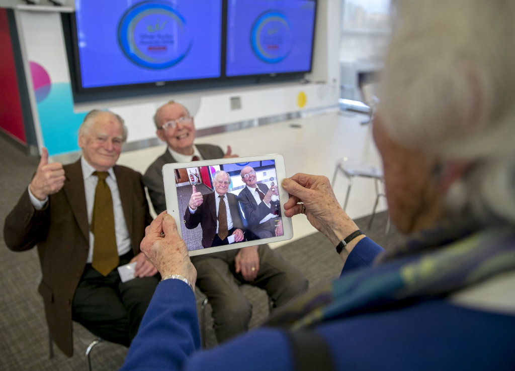 Help older people learn basic IT skills - GlobalGiving