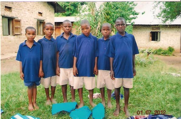 Clothing Poor Children Uganda Project - GlobalGiving