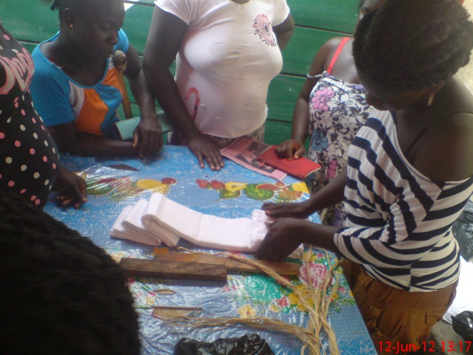 Entrepreneurial Program for Young Single Mothers - GlobalGiving