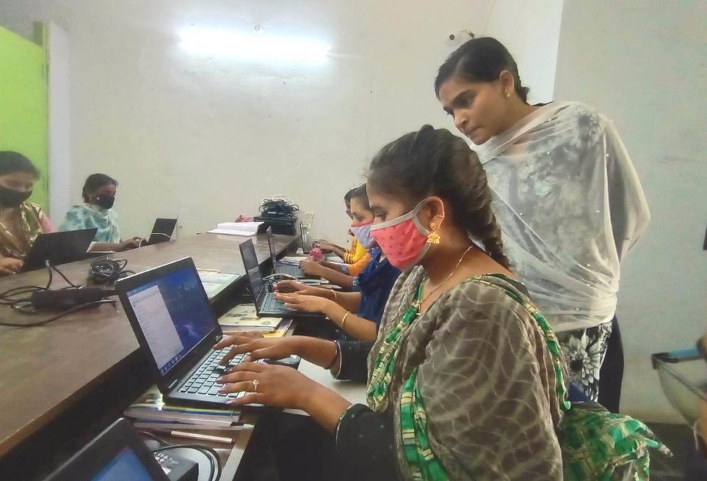 Reports on IMPART VOCATIONAL TRAINING TO 200 ADOLESCENTS - GlobalGiving