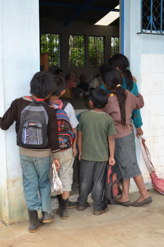 Bringing technology to rural schools in Guatemala - GlobalGiving