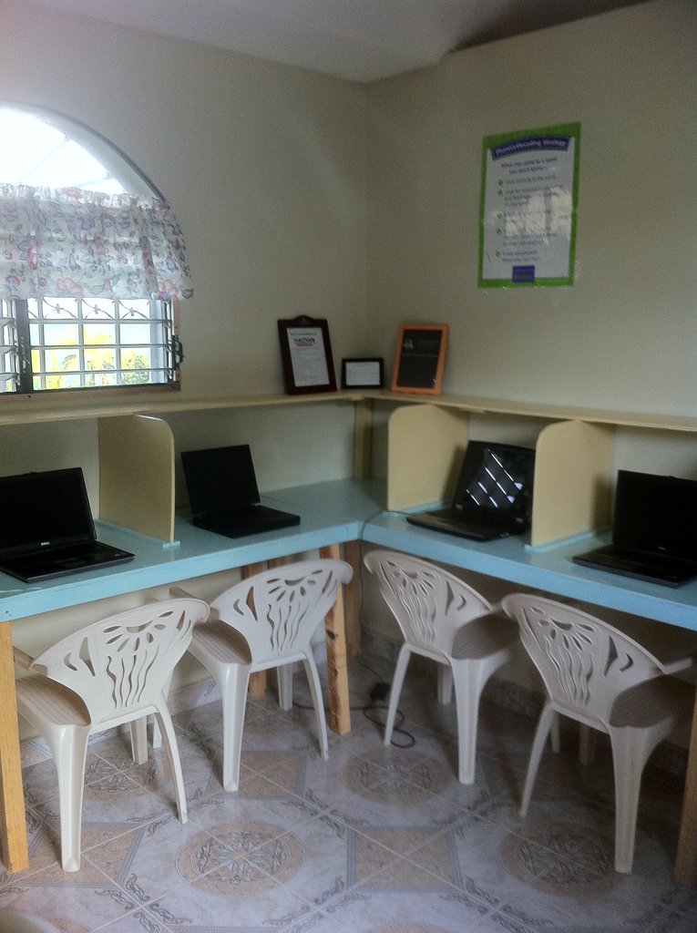 Help Build a Student Computer Center in Haiti - GlobalGiving