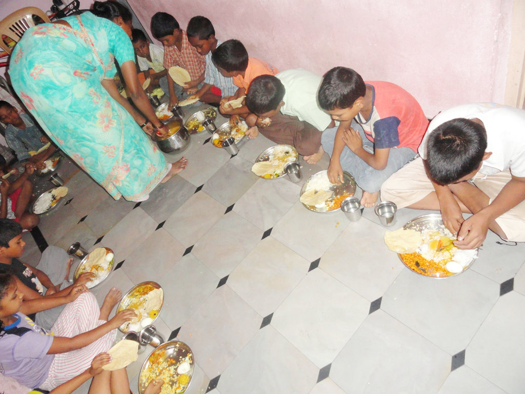 Sponsor food, education, shelter to Orphans India - GlobalGiving