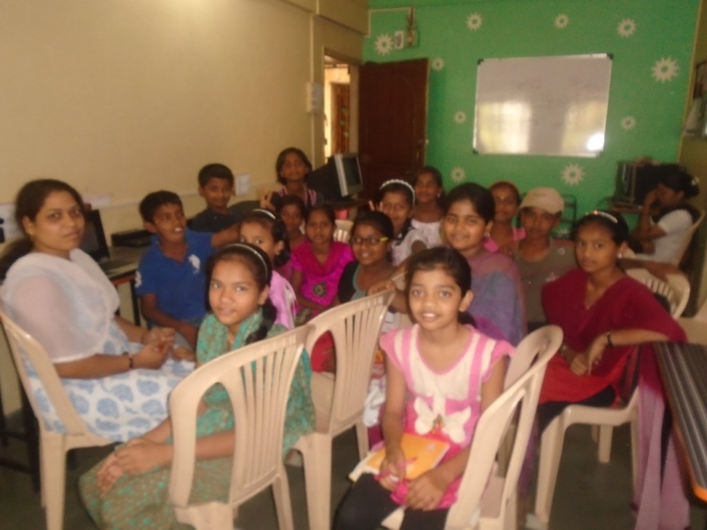 COMPUTER LITERACY CLASS FOR 30 INDIAN GIRLS - GlobalGiving