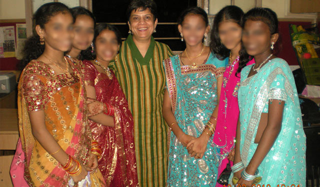 Empower 100 Girls in Asia's Largest Red Light Area - GlobalGiving