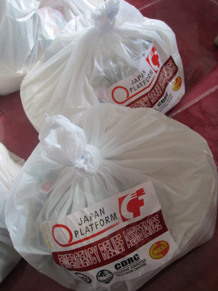 Provide Emergency Relief Packs for Haiyan victims - GlobalGiving