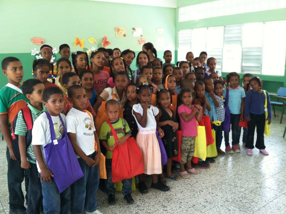 Shoes and School Supplies for Dominican Children - GlobalGiving
