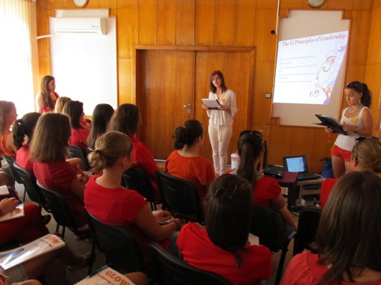 Girls Leading Our World (GLOW) Leadership Academy - GlobalGiving