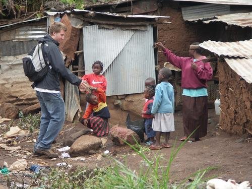 Providing health care to 20,000 Kibera residents - GlobalGiving