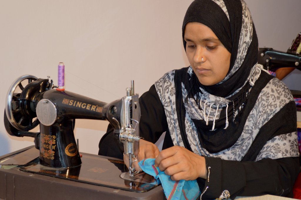 Tailoring Training for 50 Muslim Women in India - GlobalGiving
