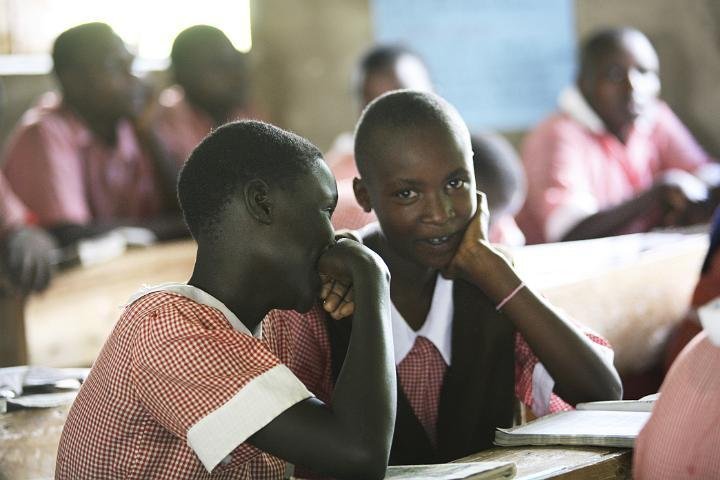 Removing Obstacles to Primary Education in Kenya - GlobalGiving