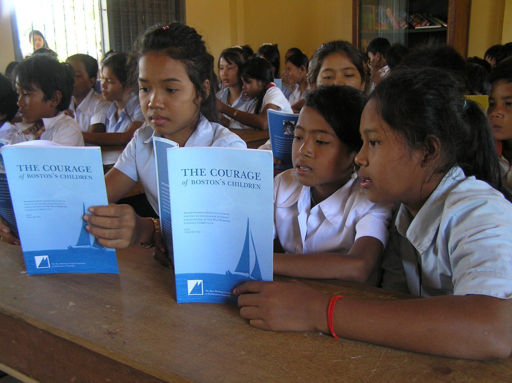 Supply 500 Books to Courageous Students - GlobalGiving