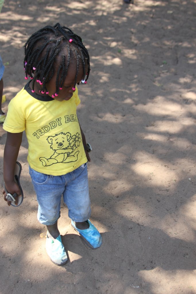 Reports on Making shoes for barefoot children in Mozambique - GlobalGiving