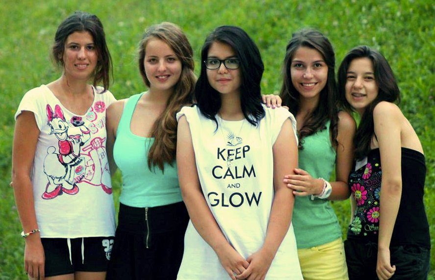 Girls Leading Our World (GLOW) Leadership Academy - GlobalGiving