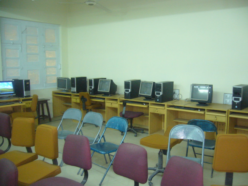 Education Project for Computer Labs Boys and Girls - GlobalGiving