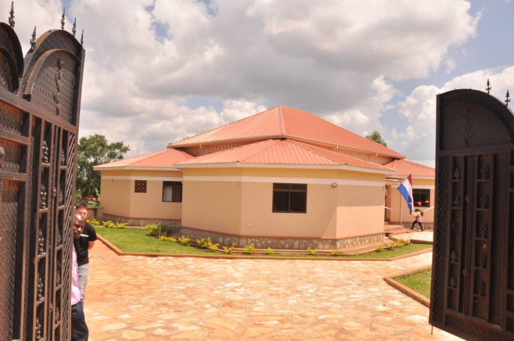 Crisis Centre for abandoned/orphaned babies Uganda - GlobalGiving