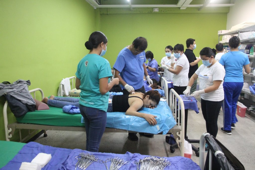 Reports on Edgar Sevilla Pasimio Memorial Clinic - GlobalGiving