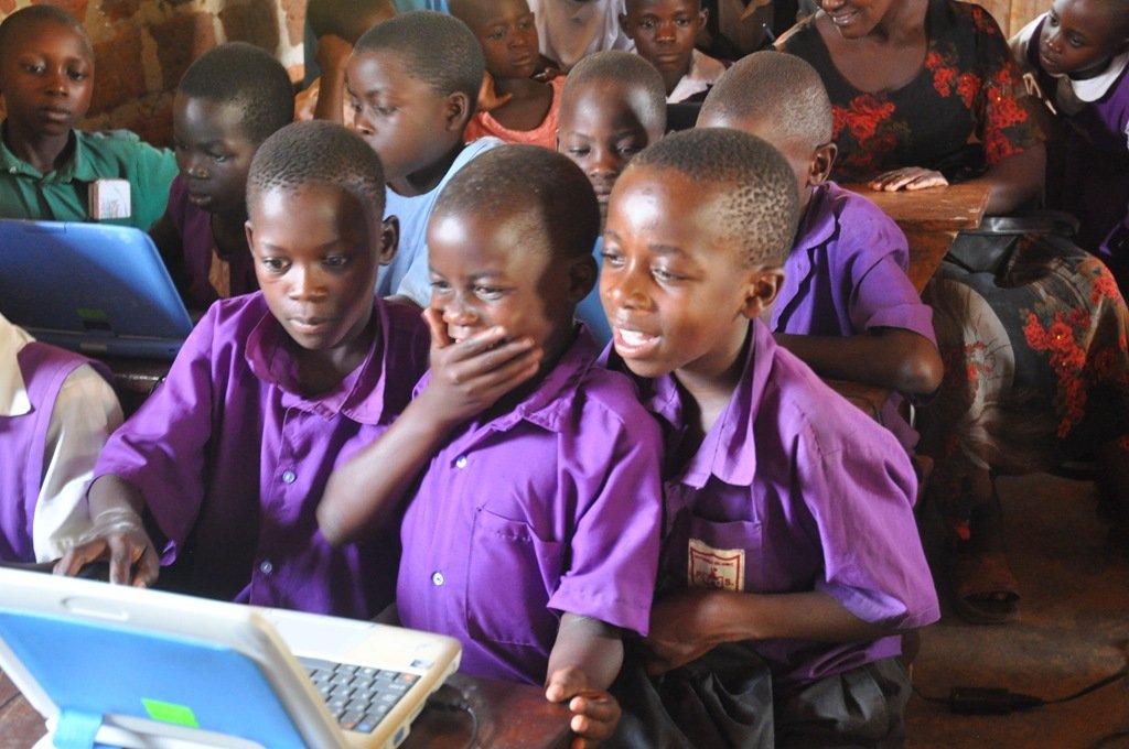 The Mobile Solar Computer Classroom - GlobalGiving