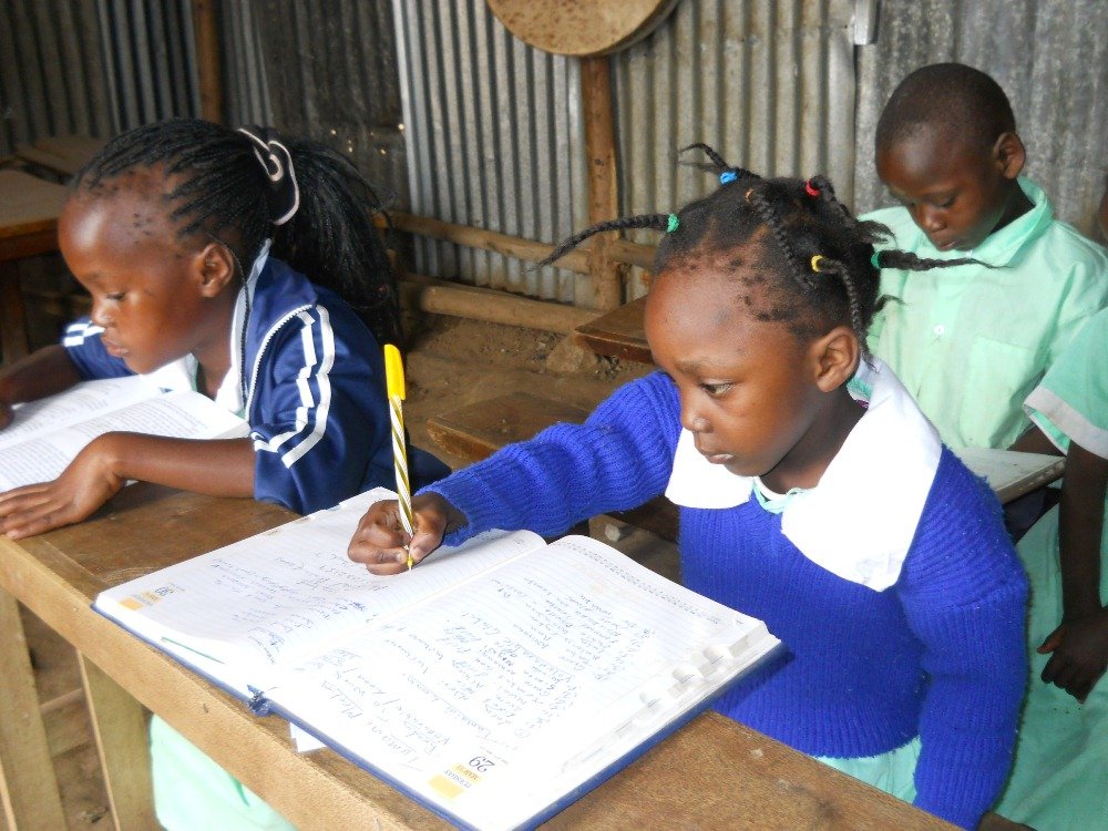 Empowering 100 vulnerable children in Kiambiu slum - GlobalGiving
