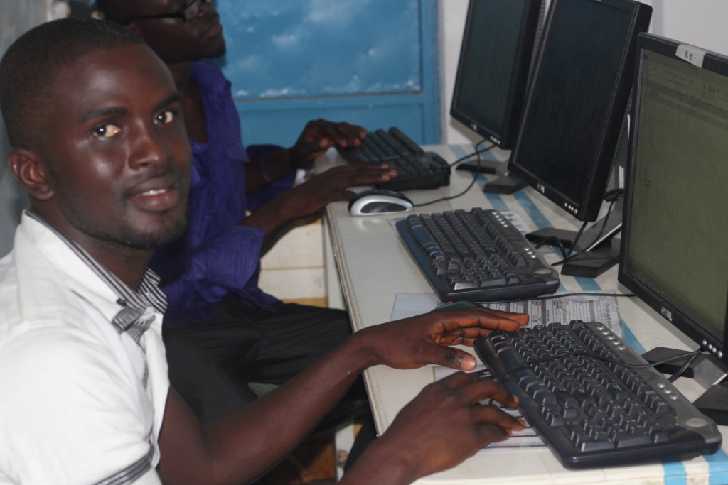 Empower Youths Through Computer Skills Training - GlobalGiving