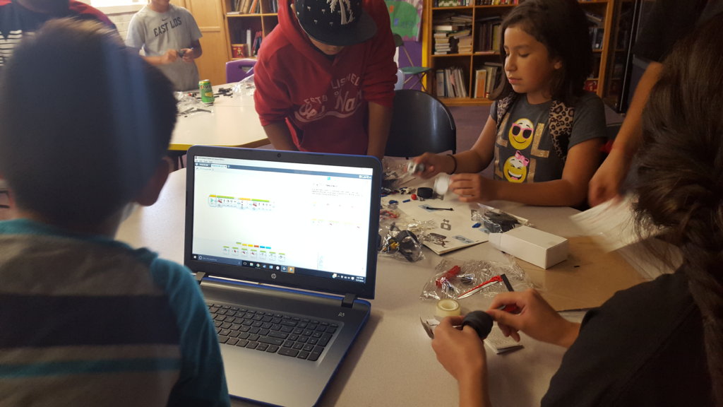 Computers & Broadband for 500+ Youth - GlobalGiving