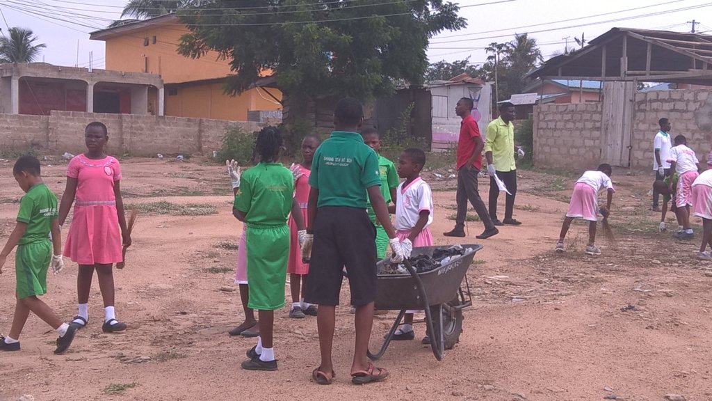 Plant a Tree and Clean Up 20 Communities in Ghana - GlobalGiving