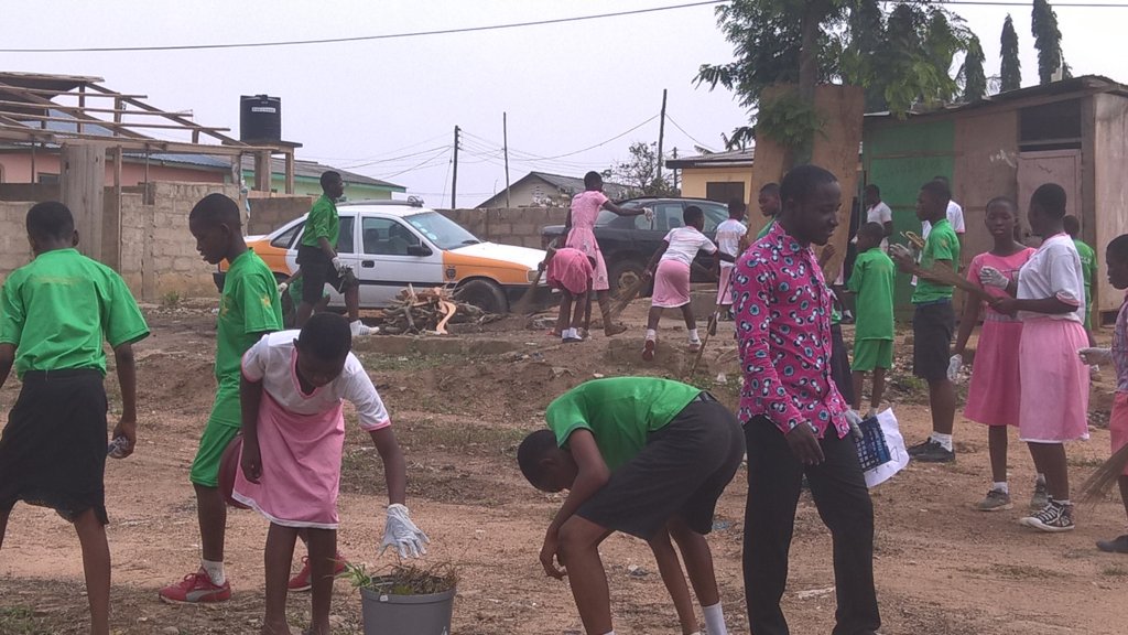 Plant a Tree and Clean Up 20 Communities in Ghana - GlobalGiving