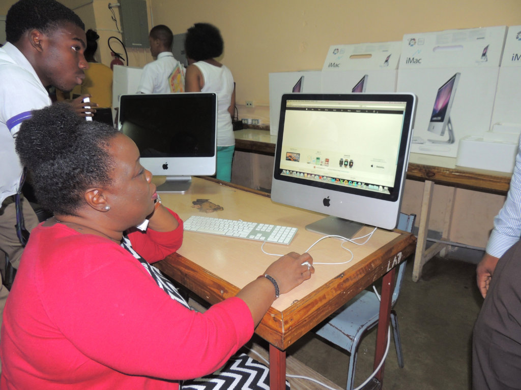 Technology for 200 Schools in Developing Countries - GlobalGiving