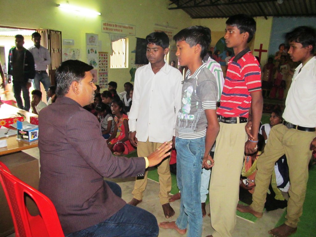 Rescuing of 100 Street Children in India - GlobalGiving