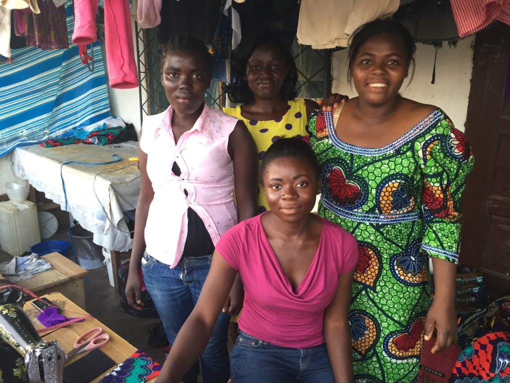 EMPOWERING TEENAGE SINGLE MOTHERS FIGHT POVERTY - GlobalGiving
