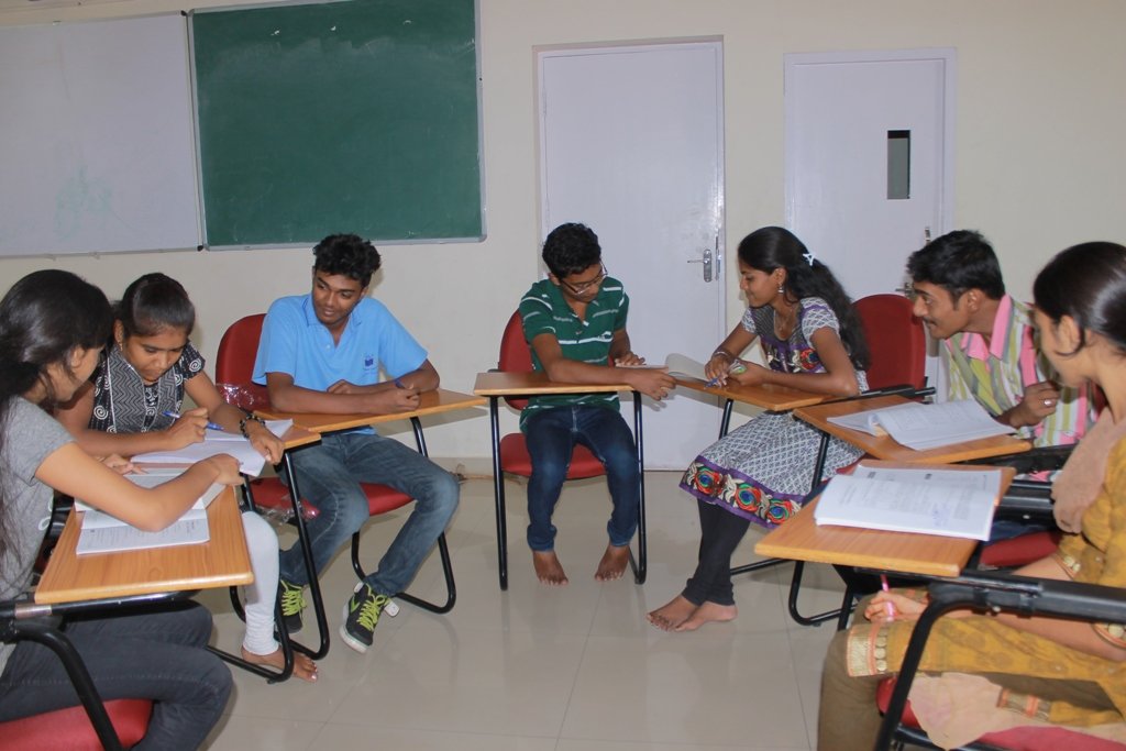 Enable graduation of underserved young Indians! - GlobalGiving