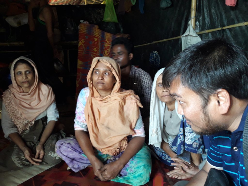 Information in the right language for the Rohingya - GlobalGiving