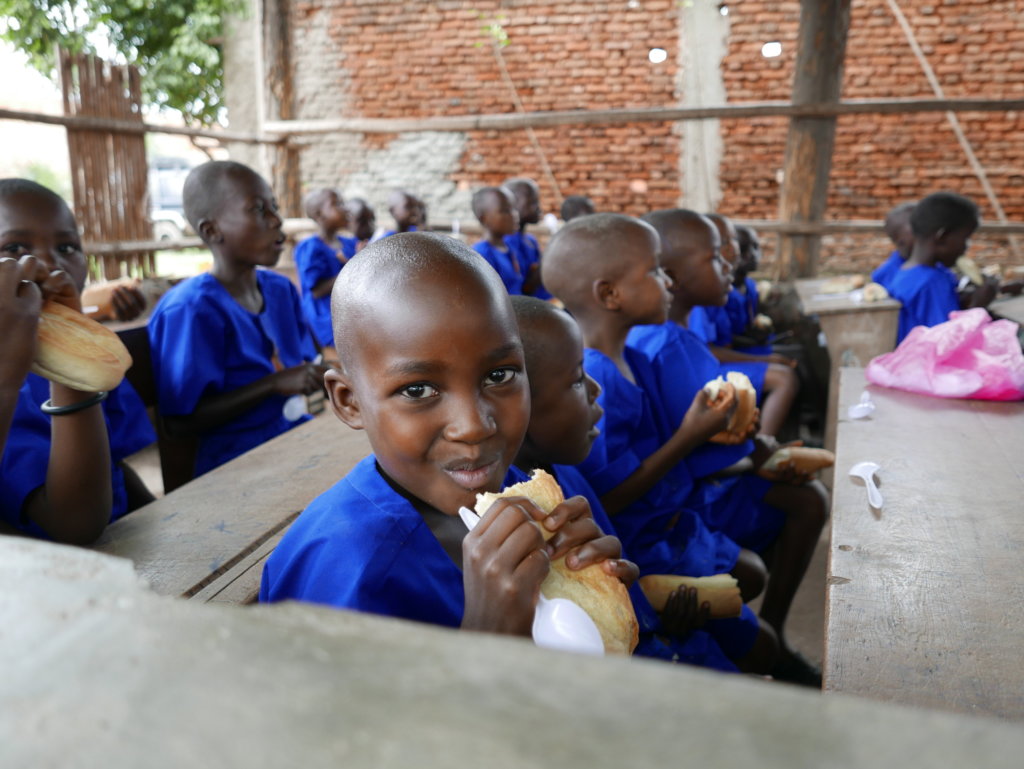 Feeding minds and tummies of 230 children - GlobalGiving