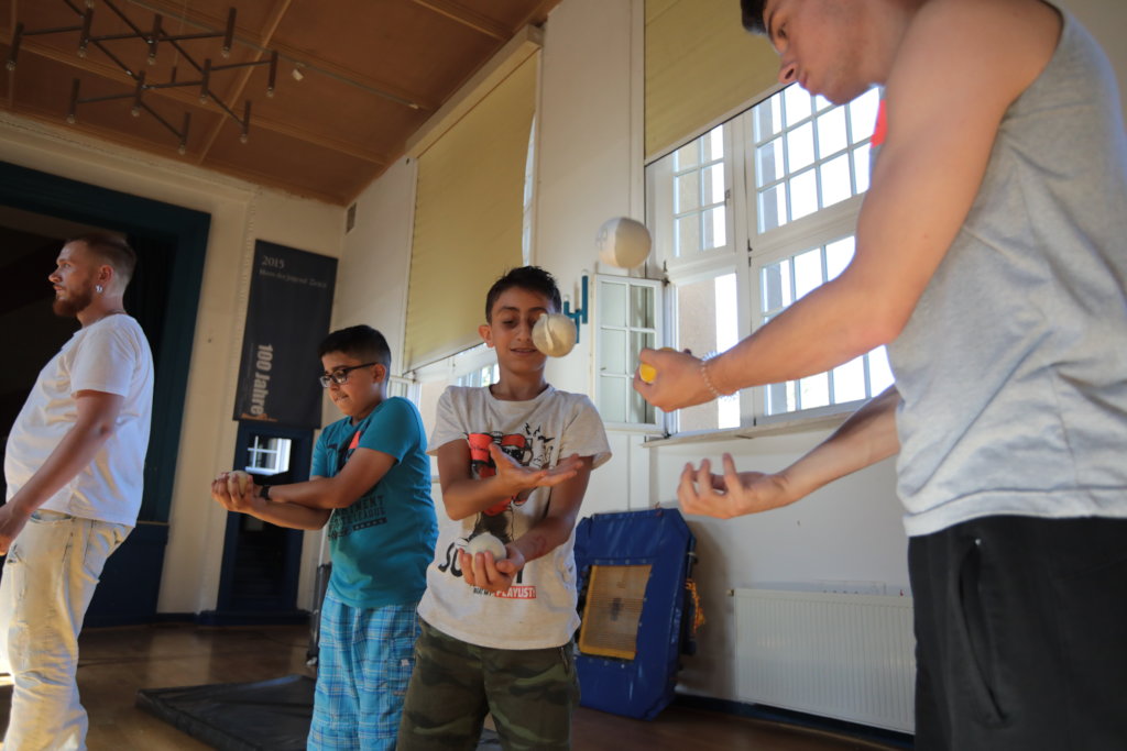 Peace-making residence for 50 refugee teenagers - GlobalGiving