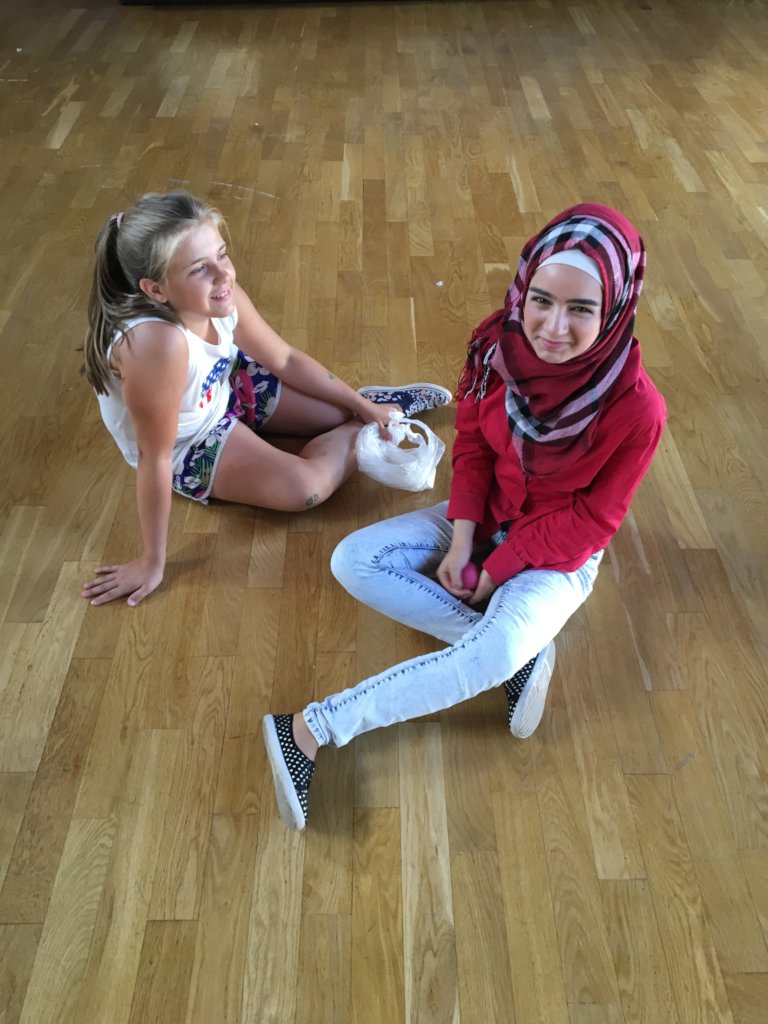 Peace-making residence for 50 refugee teenagers - GlobalGiving