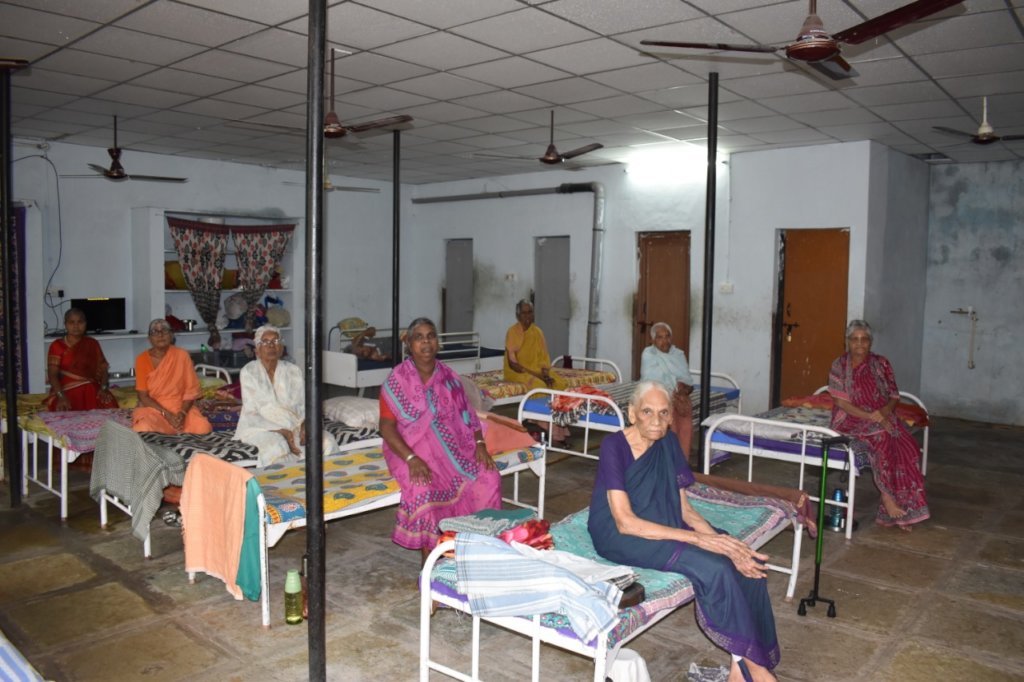 Help us to construct A Home for destitute seniors - GlobalGiving