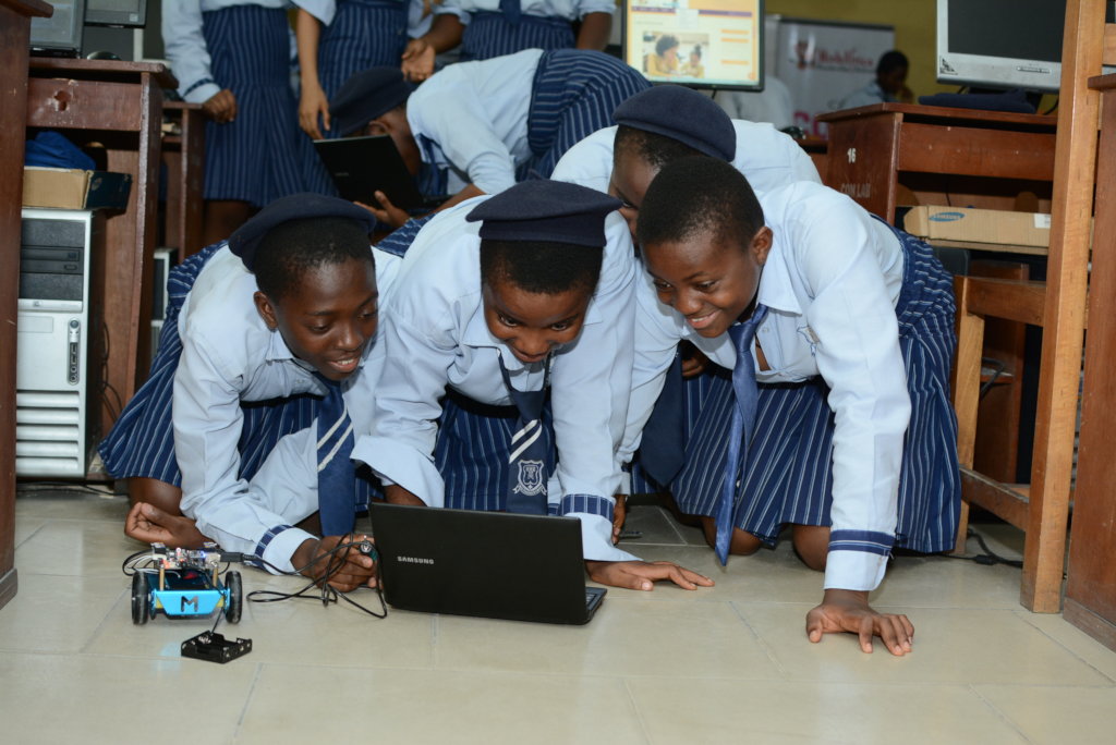 Advancing Digital Skills for Nigerian Girls - GlobalGiving