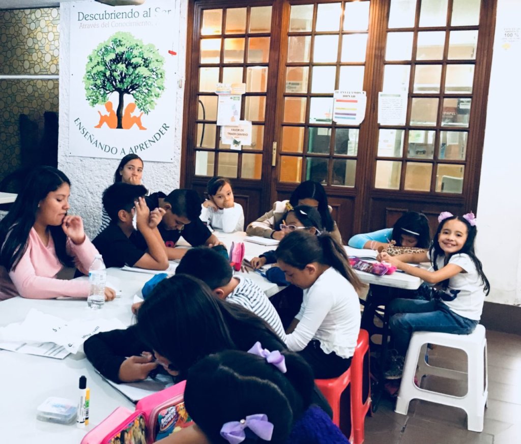 Help 20 students with low school performance - GlobalGiving