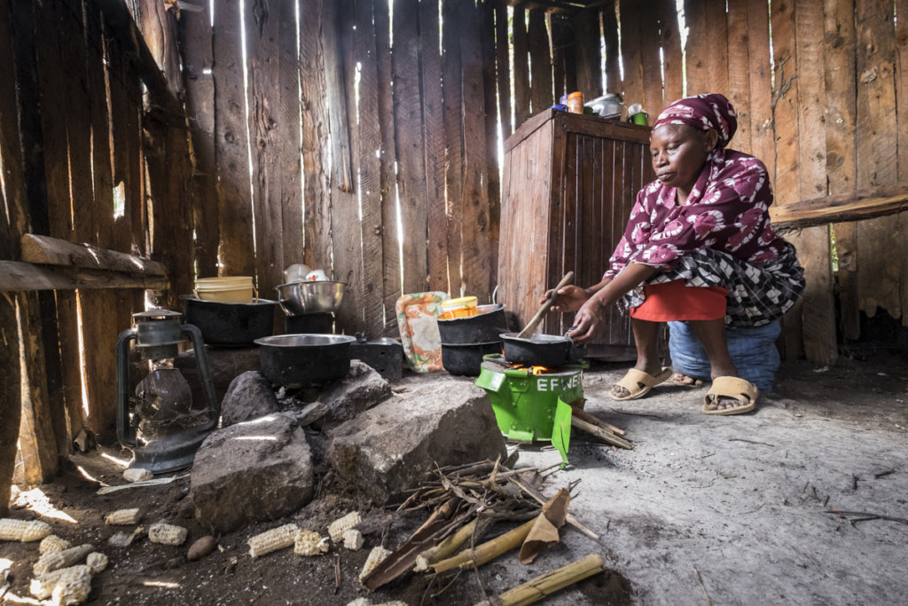 Give African villages a clean energy boost - GlobalGiving