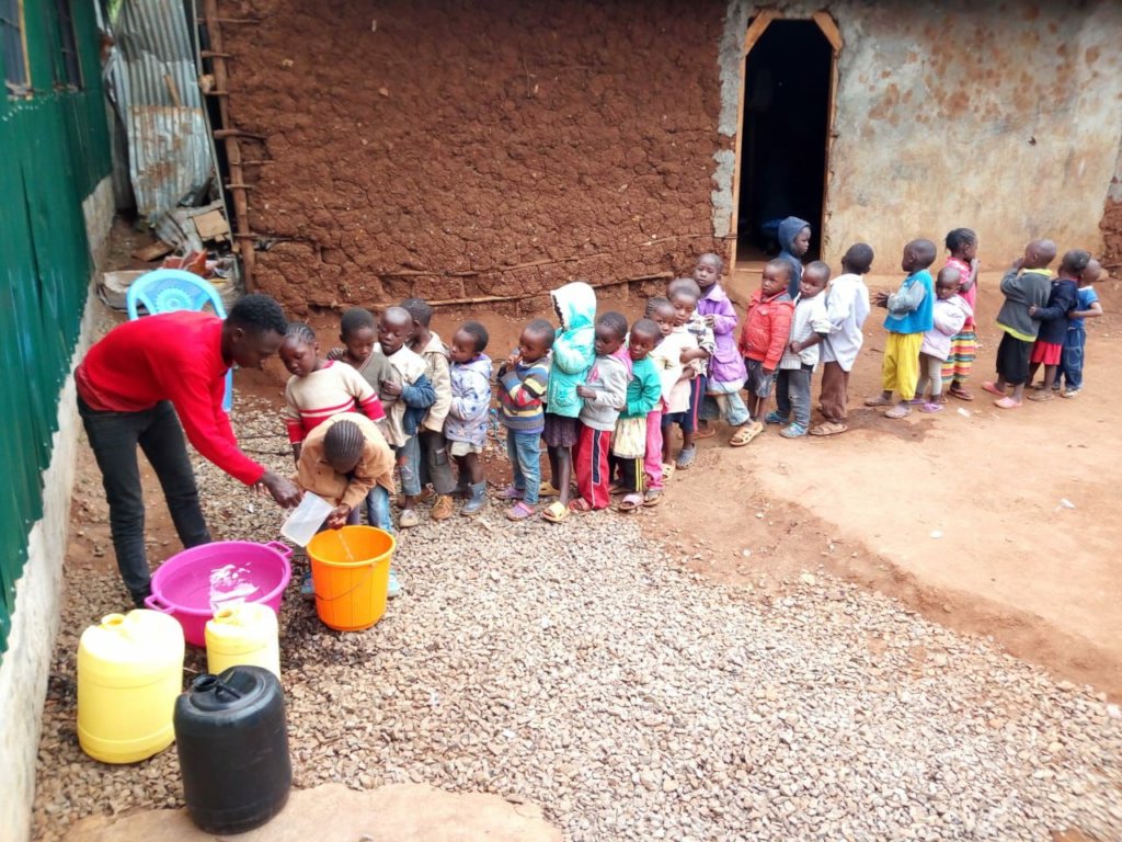 PROVIDE SAFE, CLEAN WATER FOR KIBERA SLUMS, KENYA - GlobalGiving