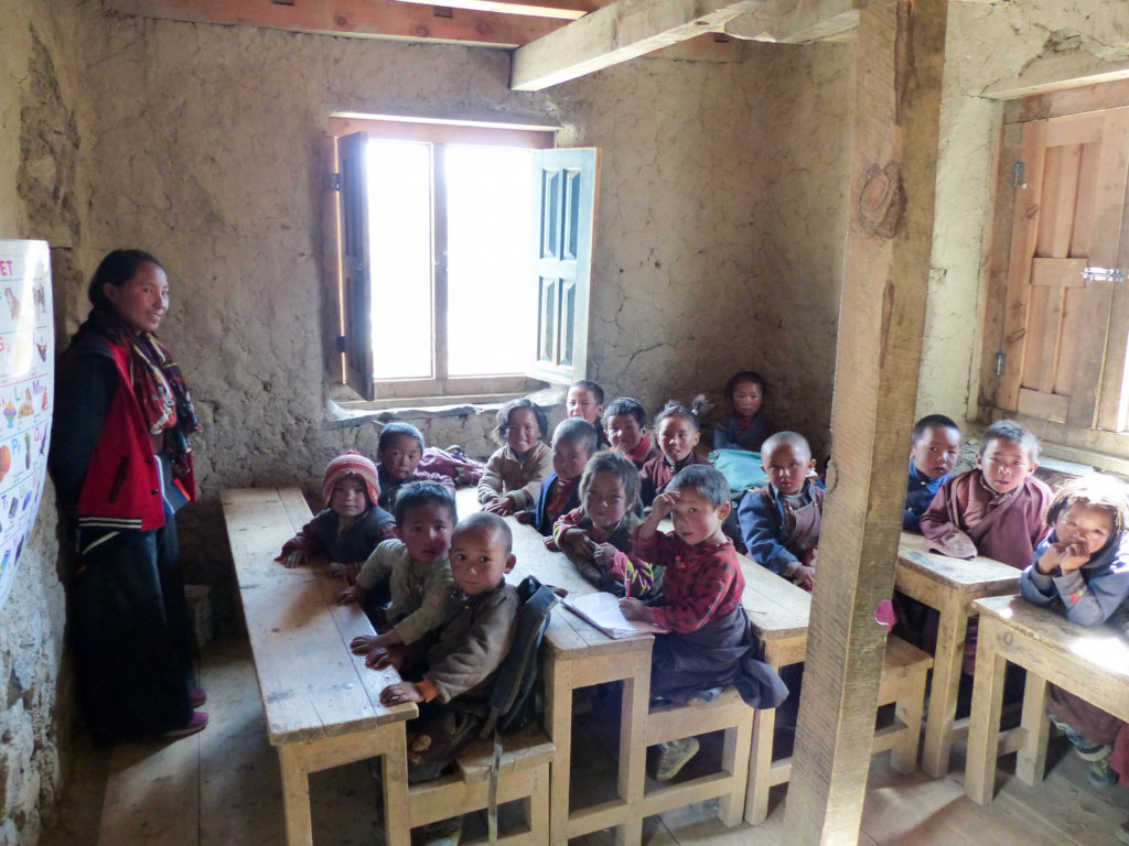 (Winter-)Schools in the remote mountains of Nepal - GlobalGiving