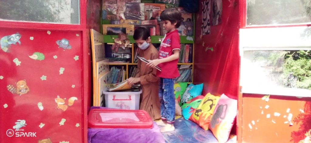 Rickshaw Mobile Library to visit 6000 children - GlobalGiving