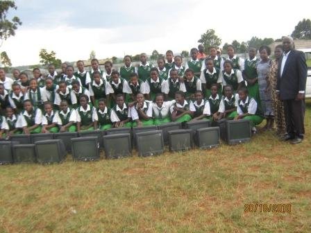 DSAID Rural School Mobile Solar Computer Classroom - GlobalGiving