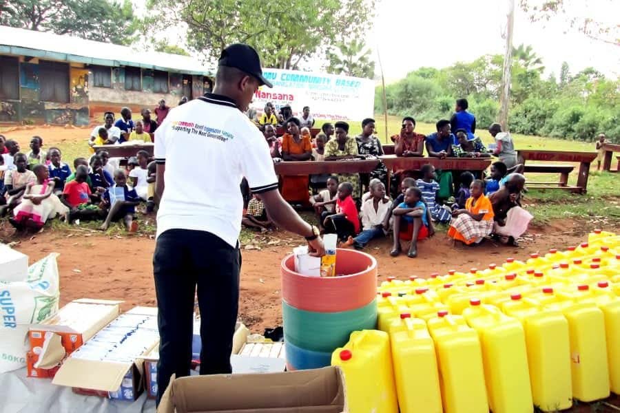 Lend A Helping Hand 142 Underprivileged Children - GlobalGiving