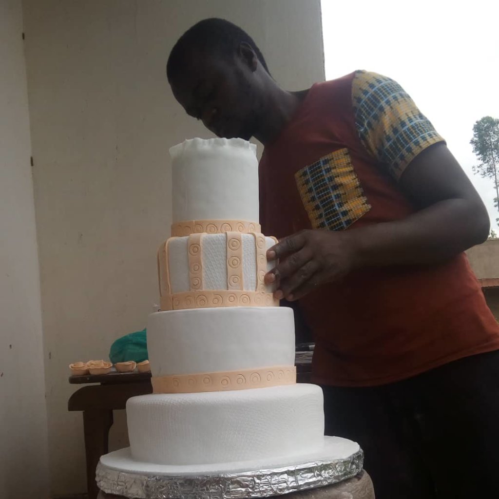 Cake Baking for Youth Empowerment in Uganda - GlobalGiving