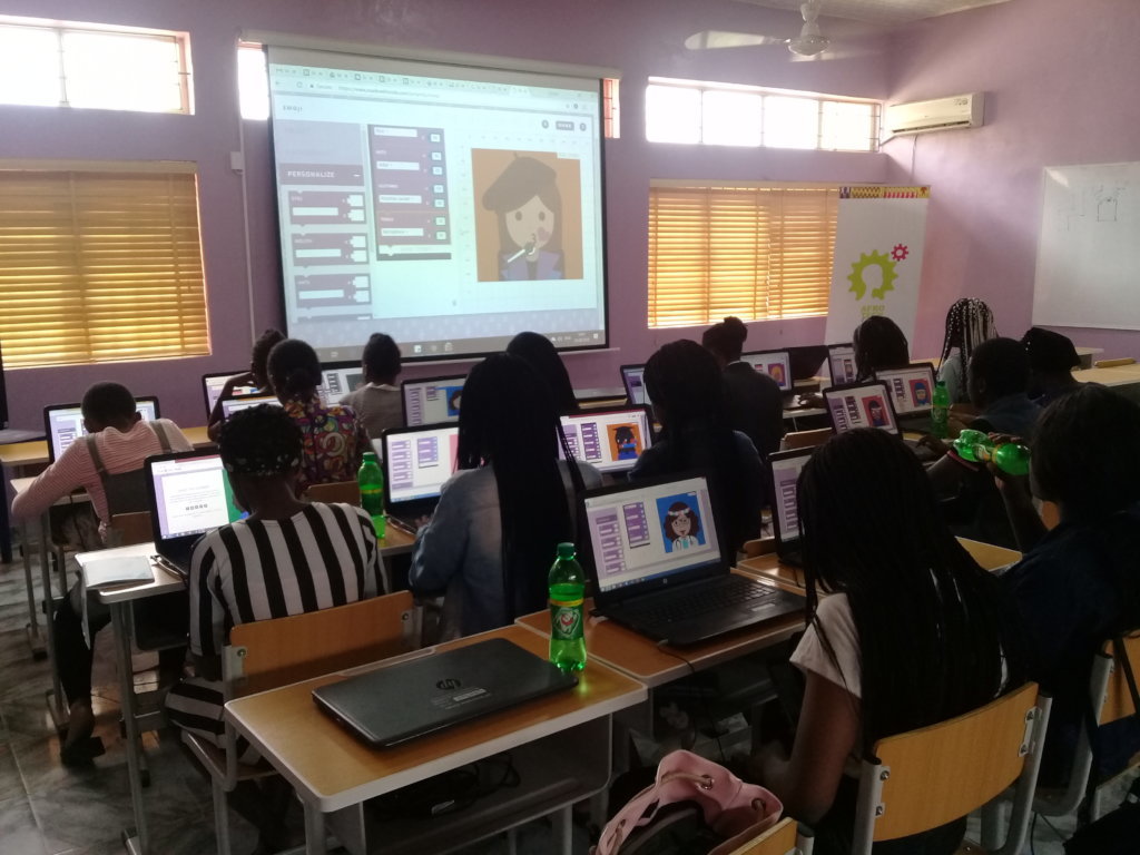 STEM Summer Bootcamp for 100 girls in Nigeria - GlobalGiving