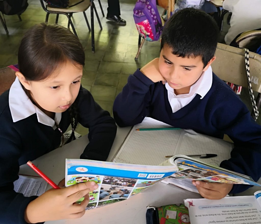 Self-learning guides for Colombian rural schools - GlobalGiving