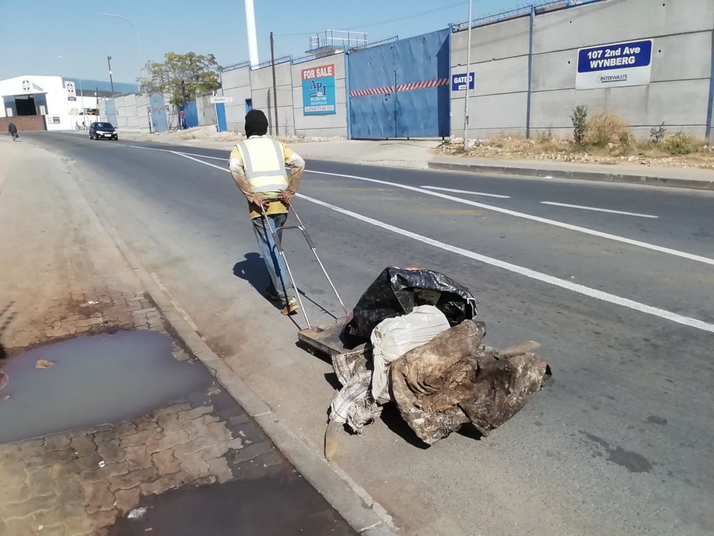 Skhokho Waste-Miners Centre - GlobalGiving